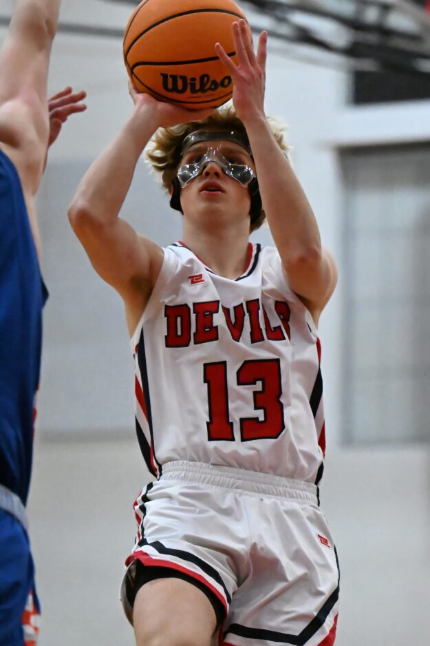 Boys Basketball: Young Timpview squad wins close one at Springville ...